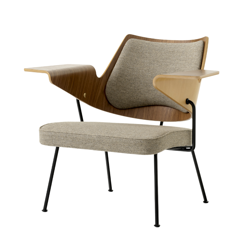 &Tradition RD8 RFH Lounge Chair | Utility Design UK